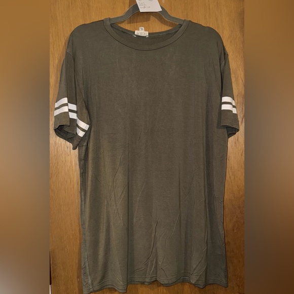 POL | Tops | Pol Green And White Short Sleeve Tee With Varsity Stripes ...